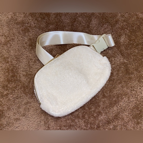 Bags | Fuzzy Fannypack | Poshmark